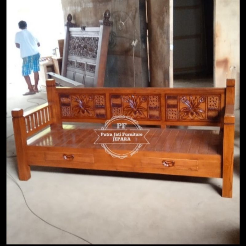 Jual Daybed risban bale bale kursi panjang ukir Jepara kayu jati ...