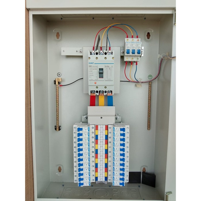Jual Larkin panel distribusi 125A / 82-5 kva 24 mcb 1 phase | Shopee ...