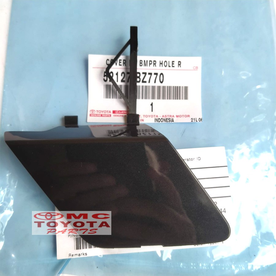 Jual Tutup Cover Derek Towing Bumper Depan Kiri New Agya Ayla 52127 ...
