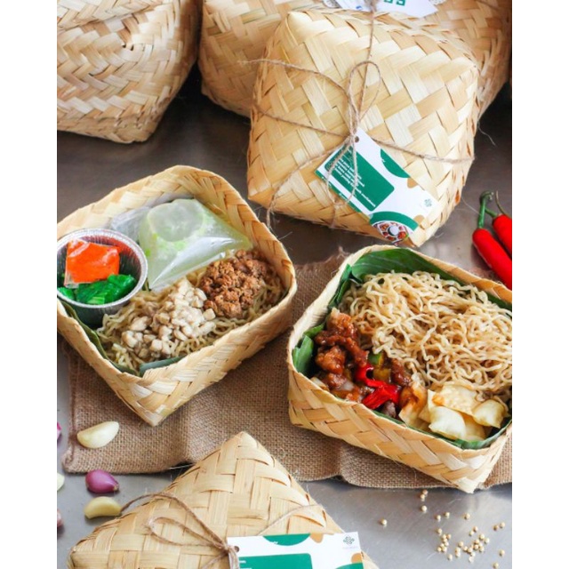 Jual Besek Bambu Natural 18x18 Besek Genduren Besek Berkat Besek ...