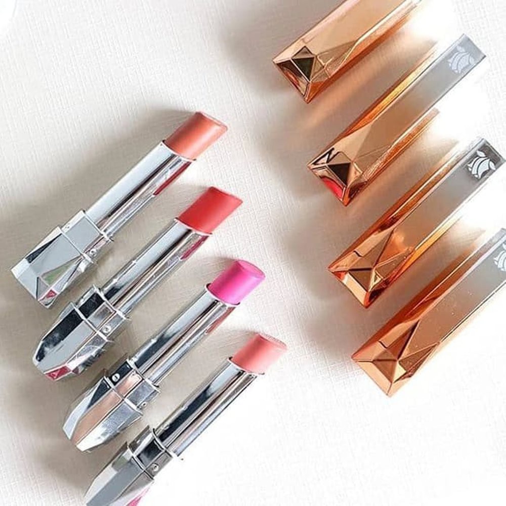 Jual La Tulipe Maxi Matte Lipstick | Shopee Indonesia