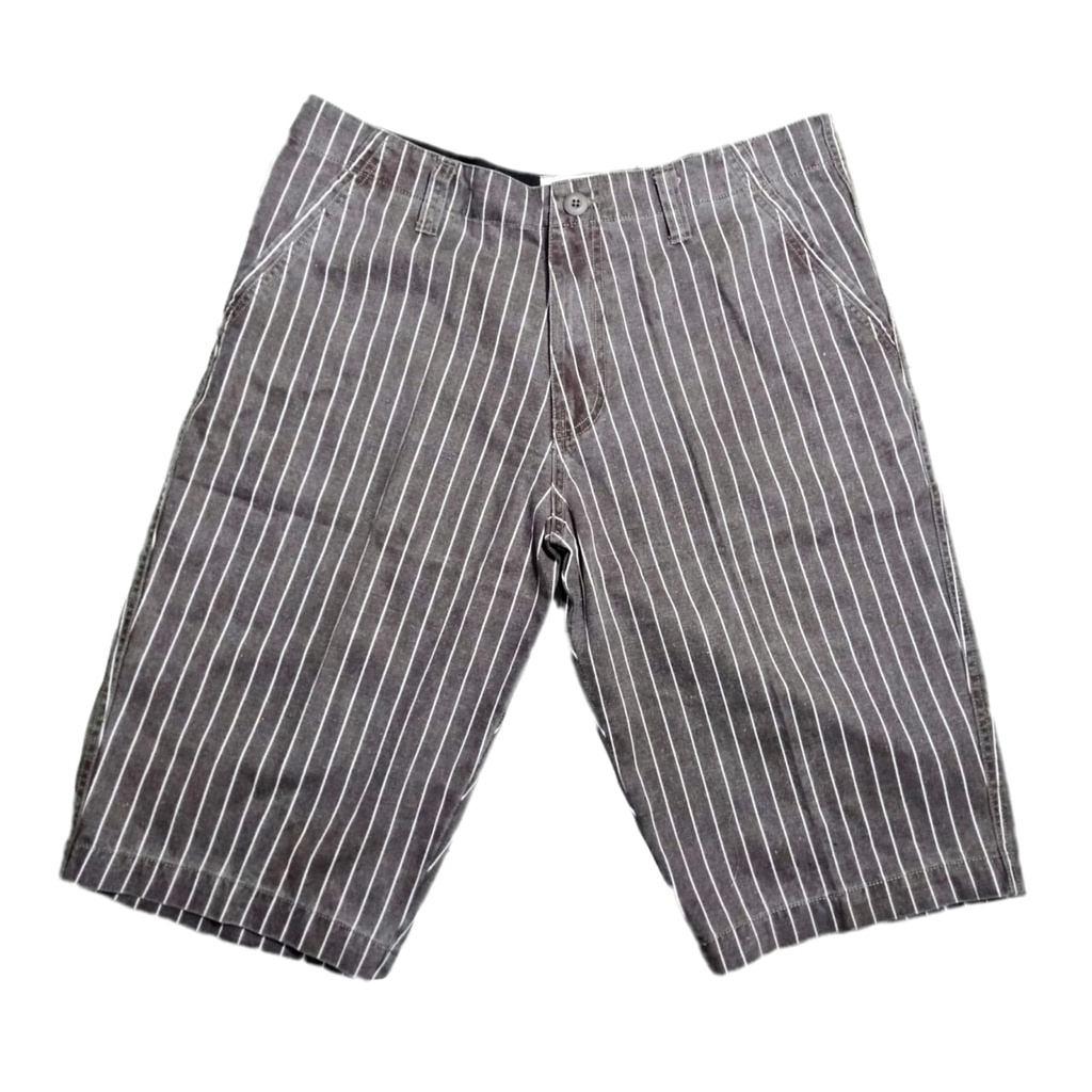 Jual Celana Pendek Fashion Cowok Model Tali Pinggang Sebatas Lutut ...