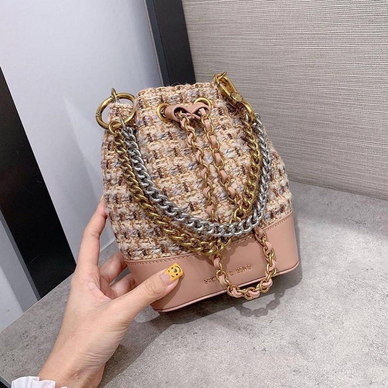Jual Tas Wanita Chunky Drawstring Chain Bucket Tweed | Shopee Indonesia