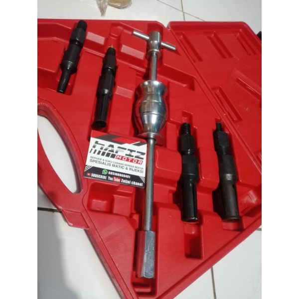 Treker bearing internal store