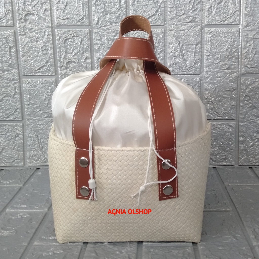 Jual Keranjang Parcel Ukuran 20cm x 20cm x 15cm Tas Hampers Anyaman ...