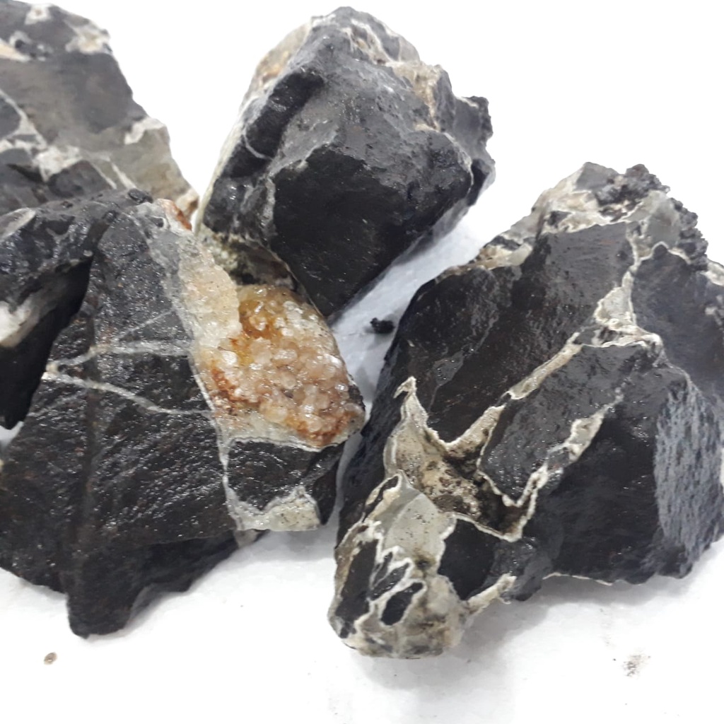 Jual serpentine stone / batu serpentine aquascape aquarium 1kg | Shopee ...