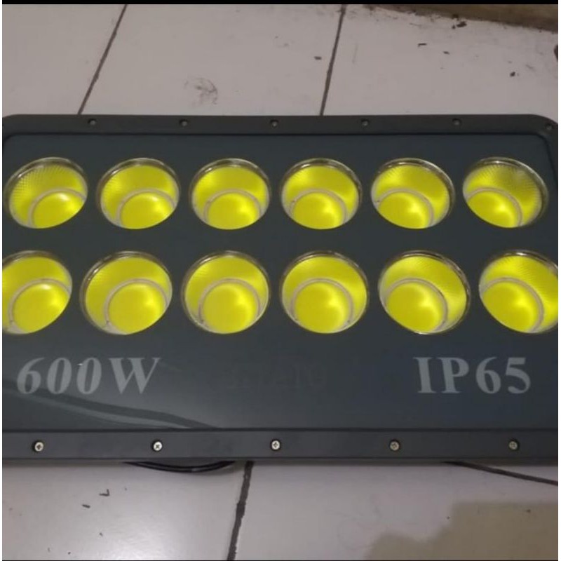 Jual lampu tembak led sorot led floodlight outdoor 600w 600 watt led tambang parkiran lapangan ...