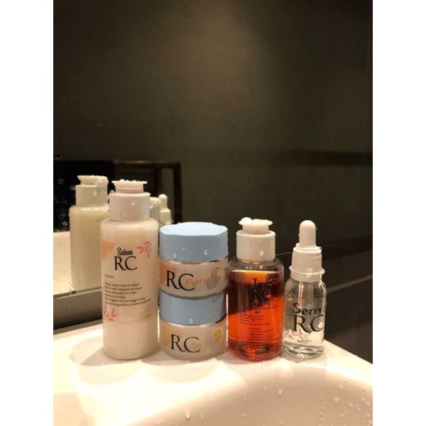 Jual Cream Rc paket flek acne pengelupasan whitening | Shopee Indonesia