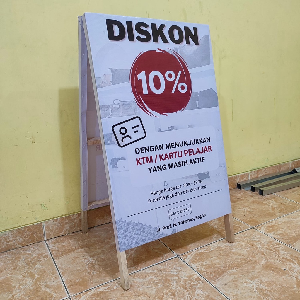 Jual STAND BANNER KAYU UKURAN 40 X 85 - STAND BANNER PINGGIR JALAN ...