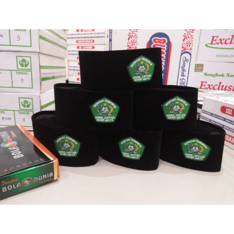 Jual Peci logo sendiri bludru contesa, royal dan eagle gold. Minimal 20 ...