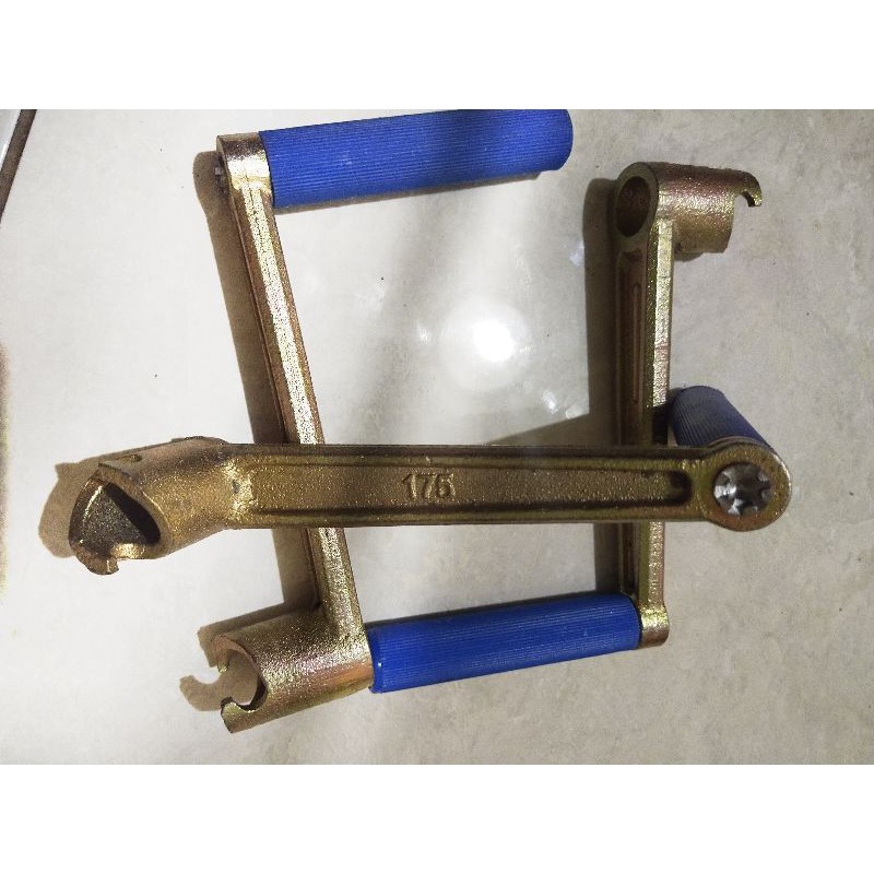 Jual Spare Part Diesel 8HP Molen Slinger Engkol Putar Mesin Diesel ...