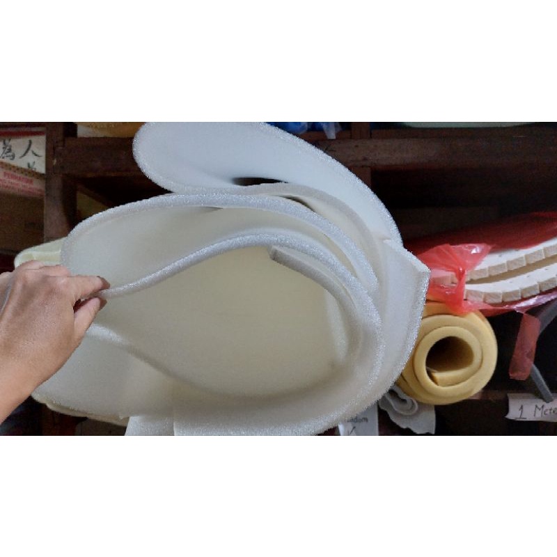 Jual BUSA FOAM PUTIH TEBAL 1CM UKURAN 90CMX190CM PERLEMBAR | Shopee ...