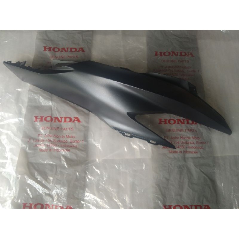 Jual bodi kanan Vario 125/150 new k59 hitam dof original | Shopee Indonesia