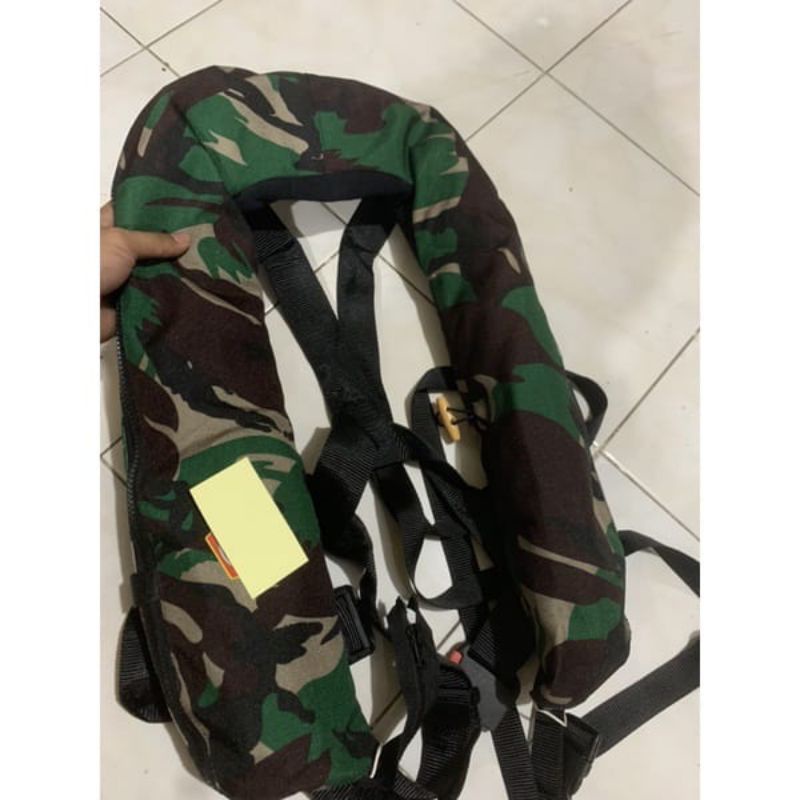 Jual Inflatable life Jacket Pelampung Gas Co2 Original TNI Otomatis ...