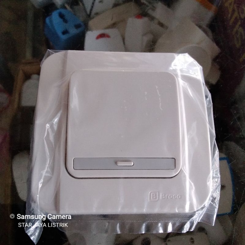 Jual Saklar Broco Galleo Inbow Saklar Engkel, Saklar Seri, Stop Kontak ...