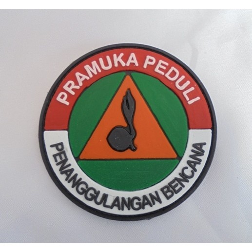 Jual logo patch rubber PRAMUKA PEDULI tempelan emblem karet velcro ...