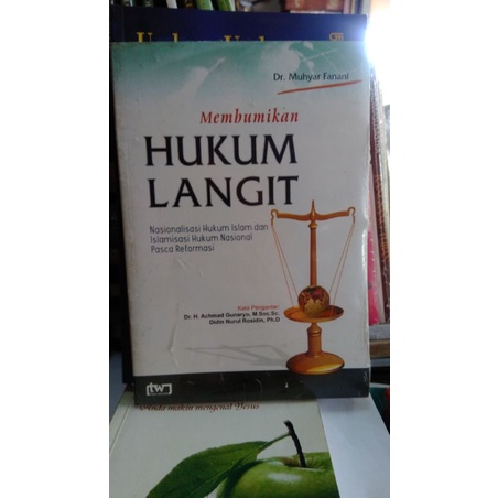 Jual Buku Membumikan Hukum Langit - Muhyar Fanani | Shopee Indonesia