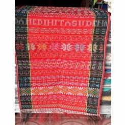 Jual ULOS SADUM TENUN TARUTUNG FULL PAYET MERAH SISI HITAM | Shopee Indonesia