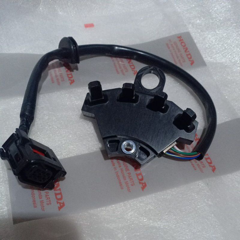 Jual sensor ckp ckps crankcase position sensor honda scoopy fi 2015 ...