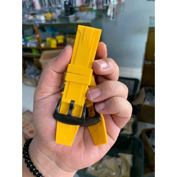 Jual Strap Tali Jam Tangan Silicon Kuning 24MM | Shopee Indonesia