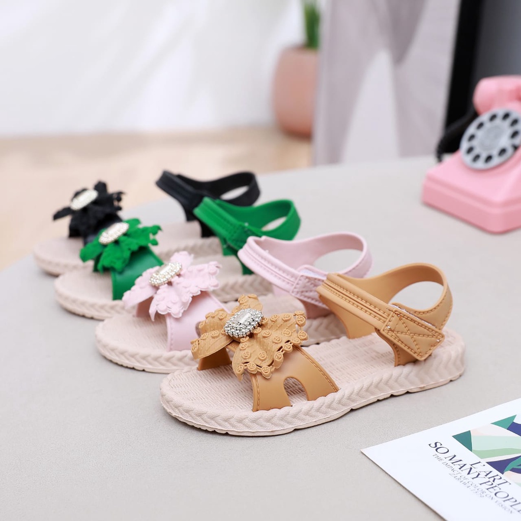 Jual CUCI GUDANG!!! LEBARAN 3.3 LittleAaron ROYALE PEARLS Sandal Anak ... Jual CUCI GUDANG!!! LEBARAN 3.3 LittleAaron ROYALE PEARLS Sandal Anak ...