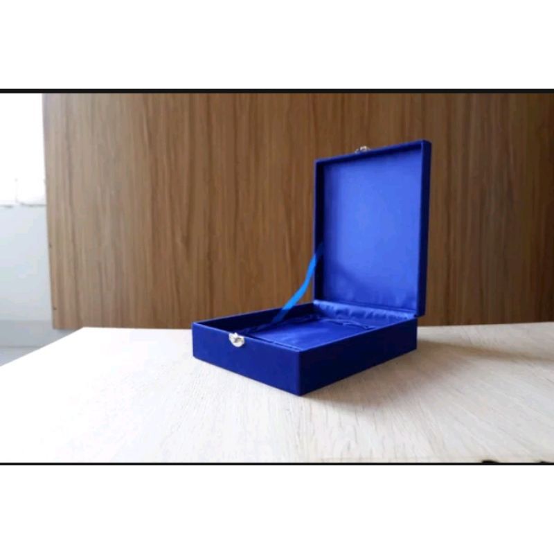 Jual BOX PLAKAT BLUDRU BOX VANDEL BAHAN BLUDRU BOX BLUDRU PLAKAT ...