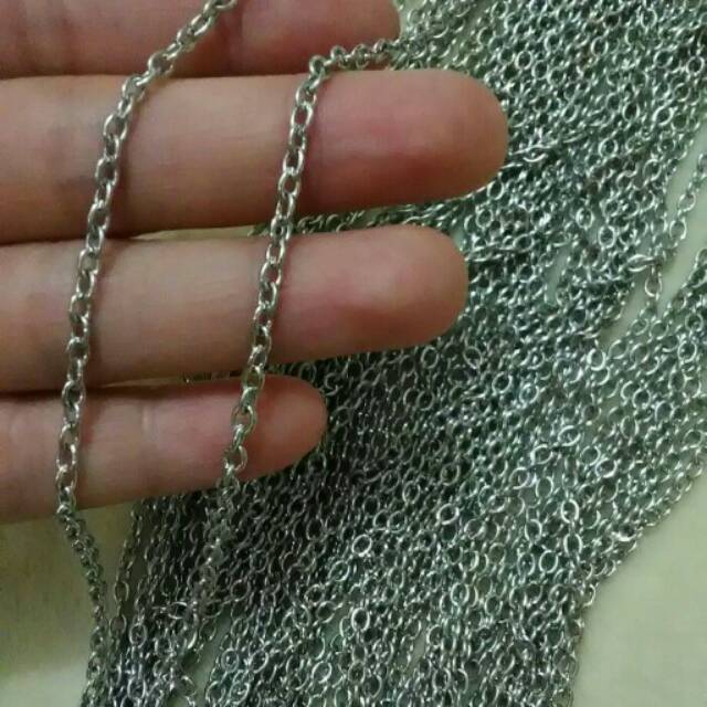 Jual 5 Meter Rantai Silver Ukuran Kecil | Shopee Indonesia