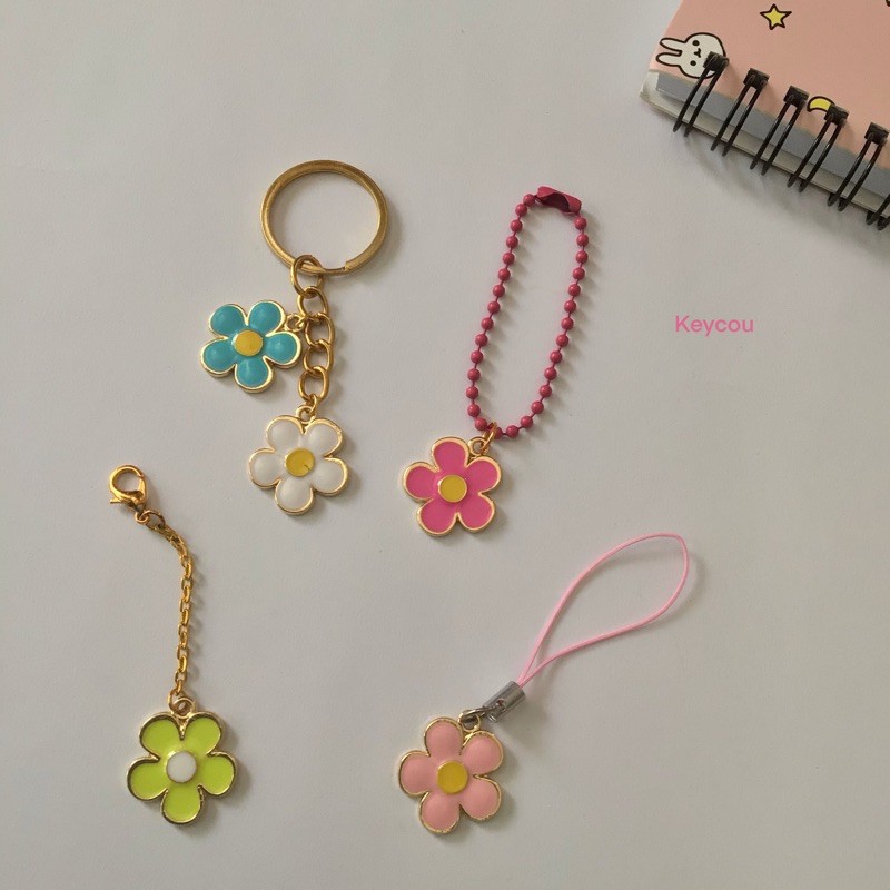 Jual Colorful Flower Keychain bahan Enamel | Shopee Indonesia