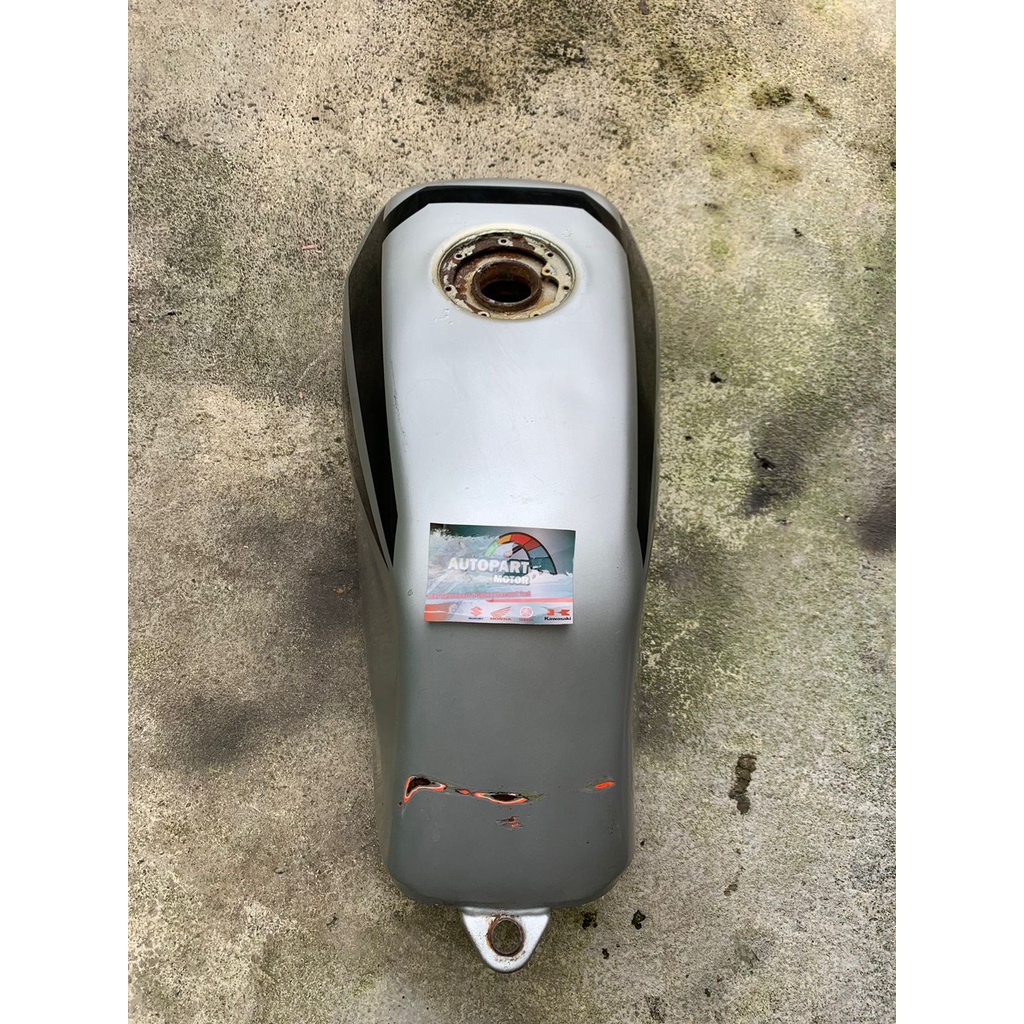 Jual Tangki tengki tangki bensin depan Kawasaki Ninja rr oriiginal ...