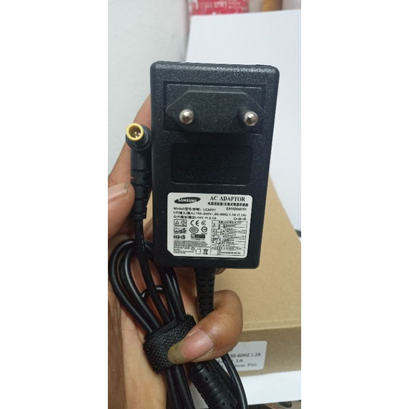 Jual Adaptor Monitor Samsung 14V 2.1A - Charger Monitor | Shopee Indonesia