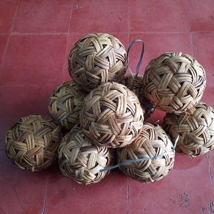 Jual BOLA TAKRAW ROTAN | Shopee Indonesia