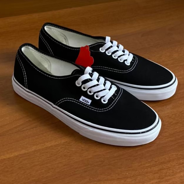 Jual Vans Authentic Black/White Classic (ORIGINAL) | Shopee Indonesia