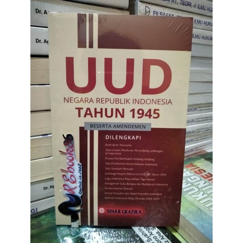 Jual UUD Negara Republik Indonesia Tahun 1945 Beserta Amandemen ( COKELAT ) - Redaksi #SG ...