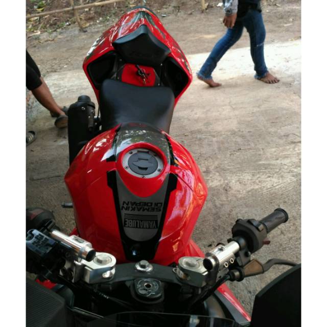 Jual cover tangki r6 new + body ducati buat yamaha r15 old pnp yamaha ...