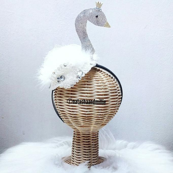 Jual $$] BANDO Angsa Bulu Putih Glitter Silver (White Swan) | Shopee ...