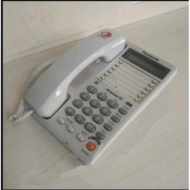 Jual TELEPON RUMAH DAN KANTOR PANASONIC KX-T2375 PUTIH SECOND | Shopee Indonesia