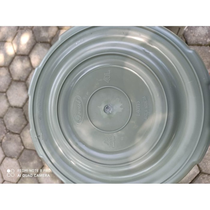 Jual Ember Abu / Ember Plastik / Ember Murah 40 LITER + TUTUP | Shopee ...