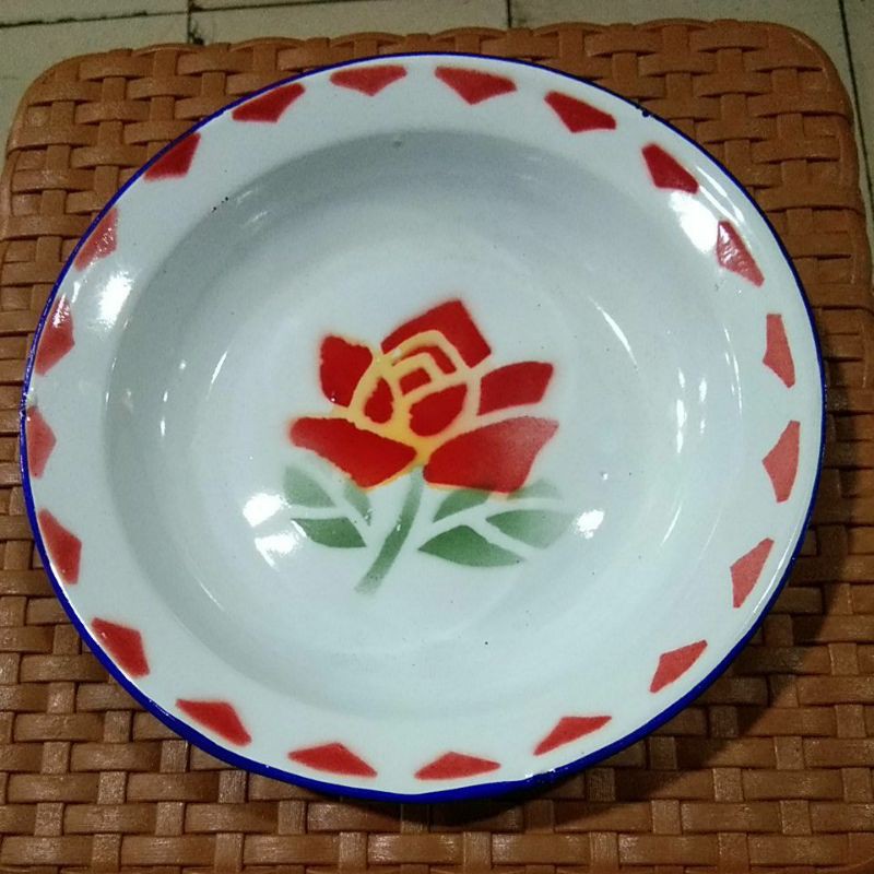 Jual piring kaleng | Shopee Indonesia