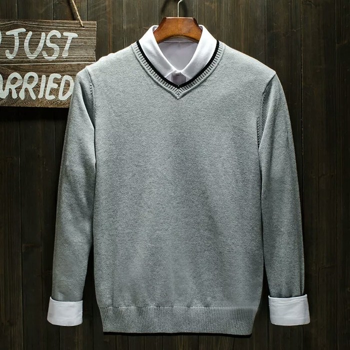 Jual Sweater Pria SWEATER PRIA POLOS ROMEO ABU - Original | Shopee ...