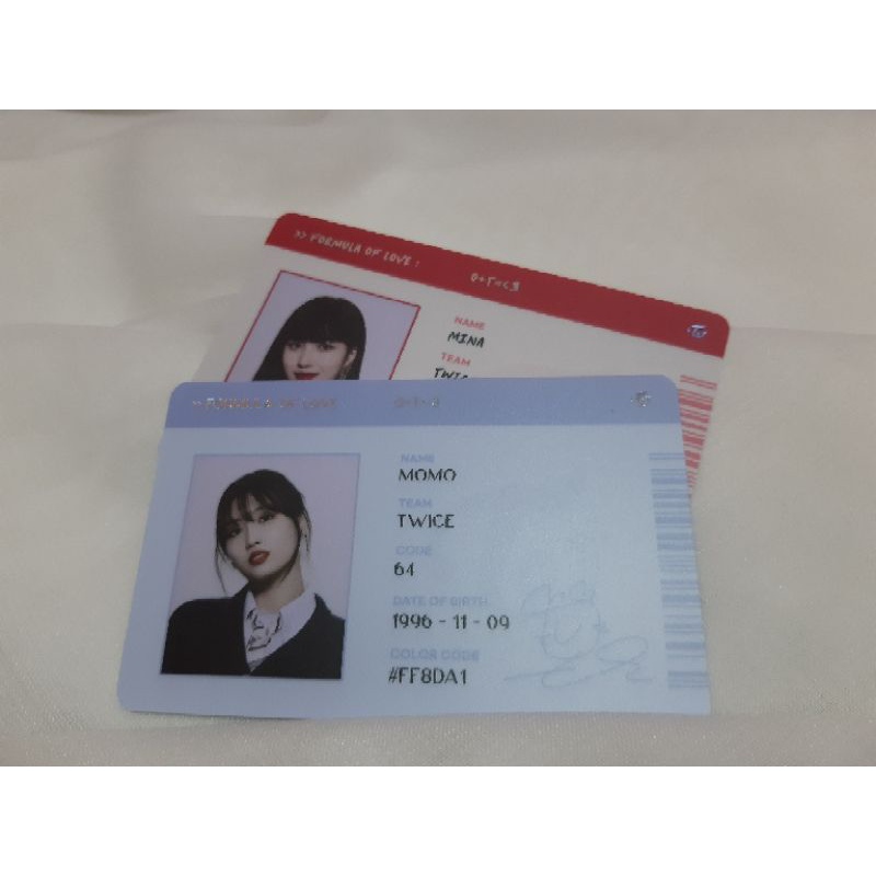 Jual TWICE FORMULA OF LOVE ID CARD MOMO, MINA | Shopee Indonesia