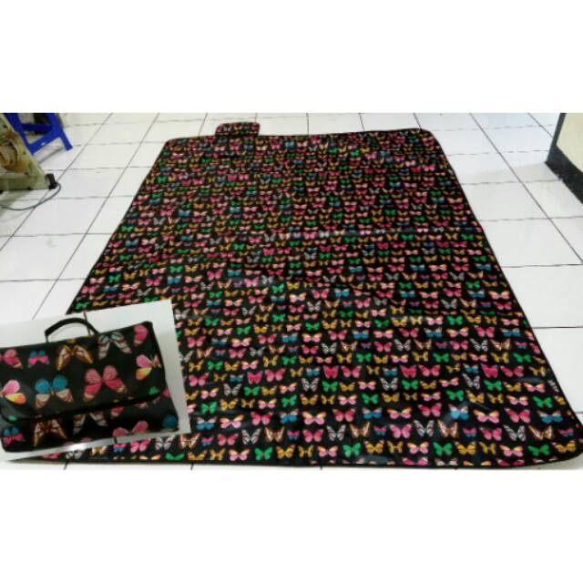 Jual Tikar lipat bahan microsatin | Shopee Indonesia