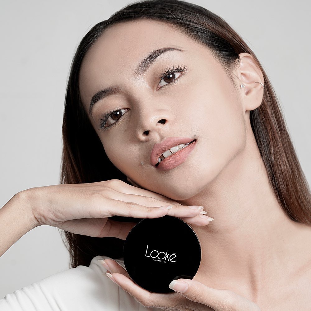 Jual Looke Holy Smooth & Blur Loose Powder ORIGINAL -RESTIA - RHEA ...