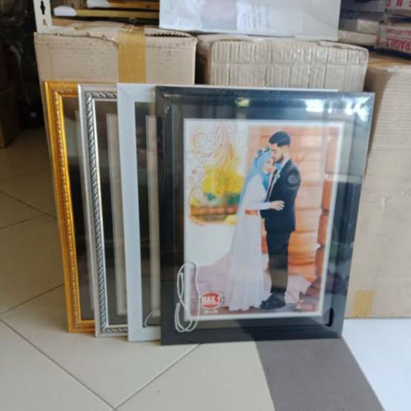 Jual bingkai foto 12R GRATIS cetak foto ukuran 12R | Shopee Indonesia