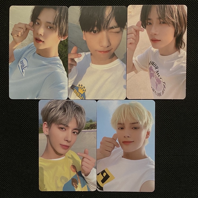 Jual TXT - The Chaos Chapter : FIGHT OR ESCAPE (Photocard : Yeonjun Soobin Beomgyu Taehyun ...