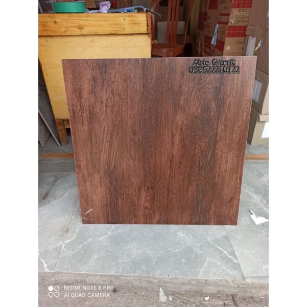 Jual granit indogress motif kayu 60x60 walnut | Shopee Indonesia