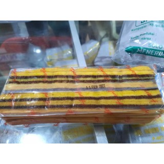 Jual ROTI LAPIS LEGIT COKLAT by LARISSA OLEH OLEH KHAS SOLO | Shopee ...