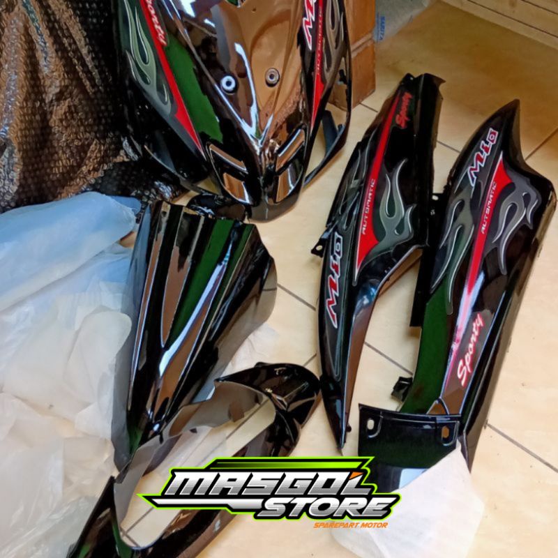 Jual FULL BODI HALUS YAMAHA MIO SPORTY / MIO LAMA HITAM STRIPING API ...