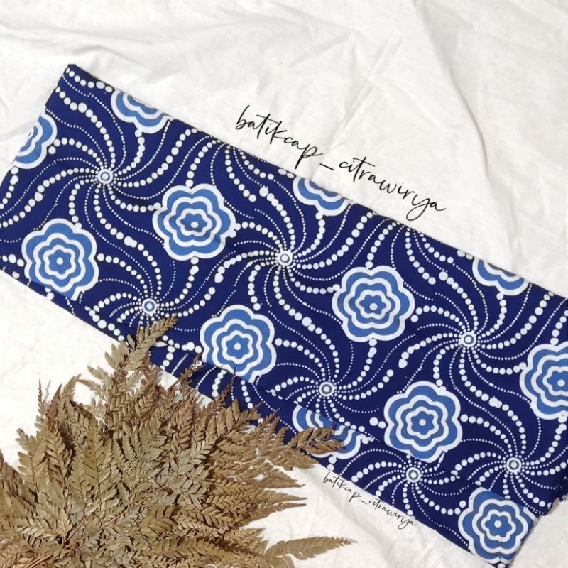 Jual Kain batik CAP Garutan dua warna Biru. | Shopee Indonesia