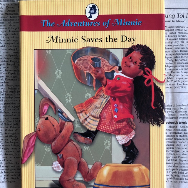 Jual CHILDRENS BOOK: Minnie Saves the day (kumpulan cerita) | Shopee ...