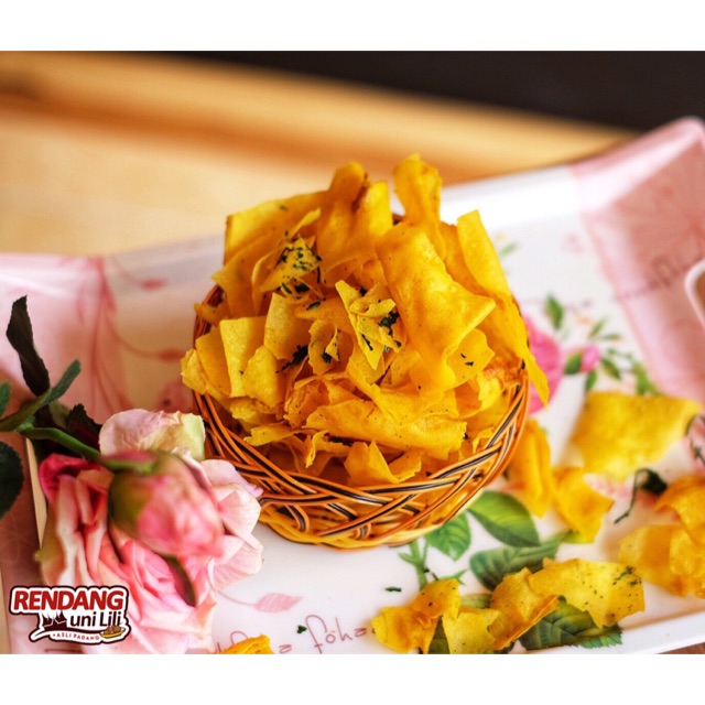 Jual Krupuk talas pedas enak renyah gurih khas Padang by Uni Lili ...